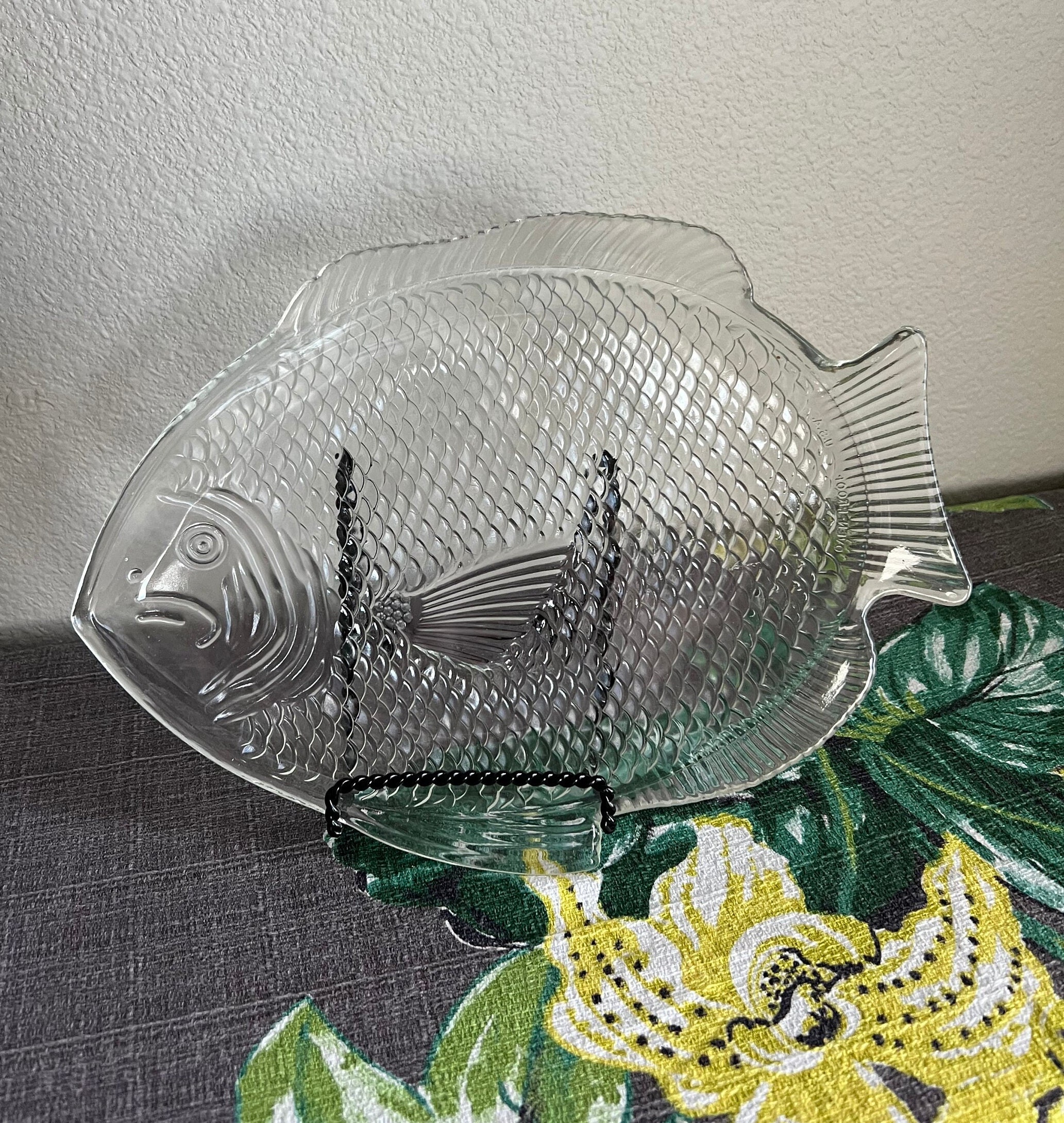 Vintage Glass Fish Plate Clear Arc France - Etsy