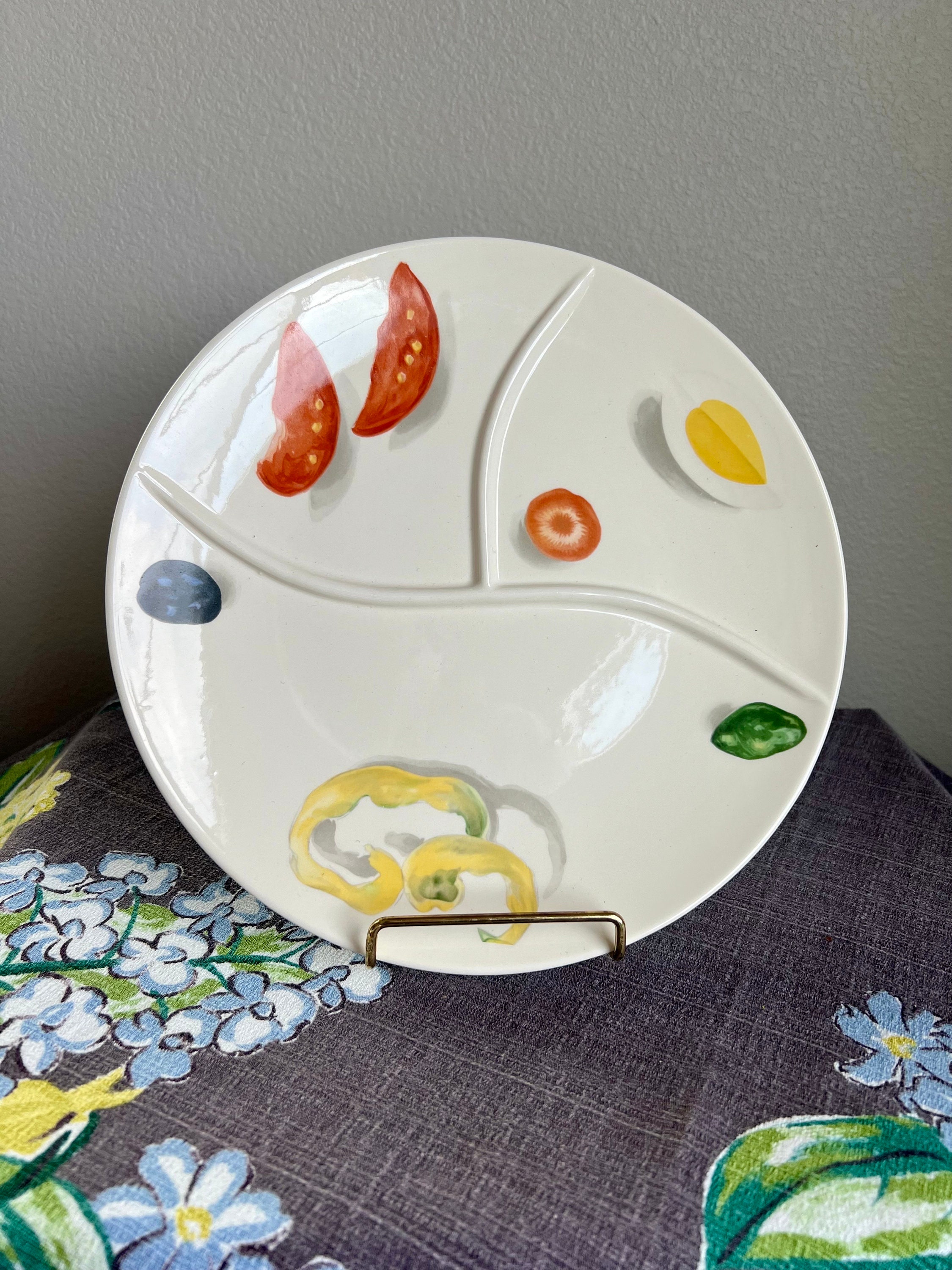 Set of 7 Vintage Divided Plates 1950s - Etsy
