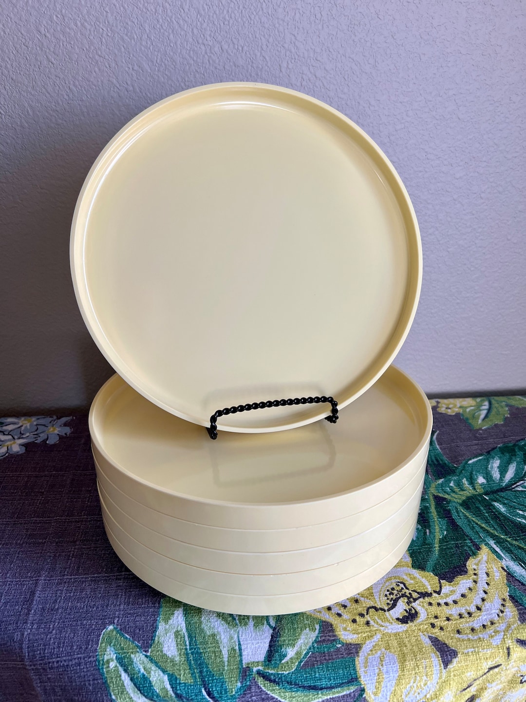 Hellerware Dinner Plates Pastel Yellow Massimo Vignelli 1980s Set of 6 ...