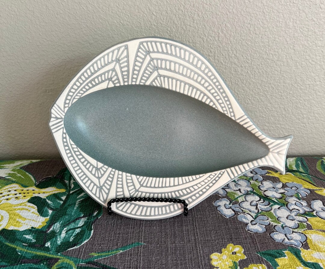 MCM Hyalyn Pottery Fish Dish Gray Herb Cohen - Etsy