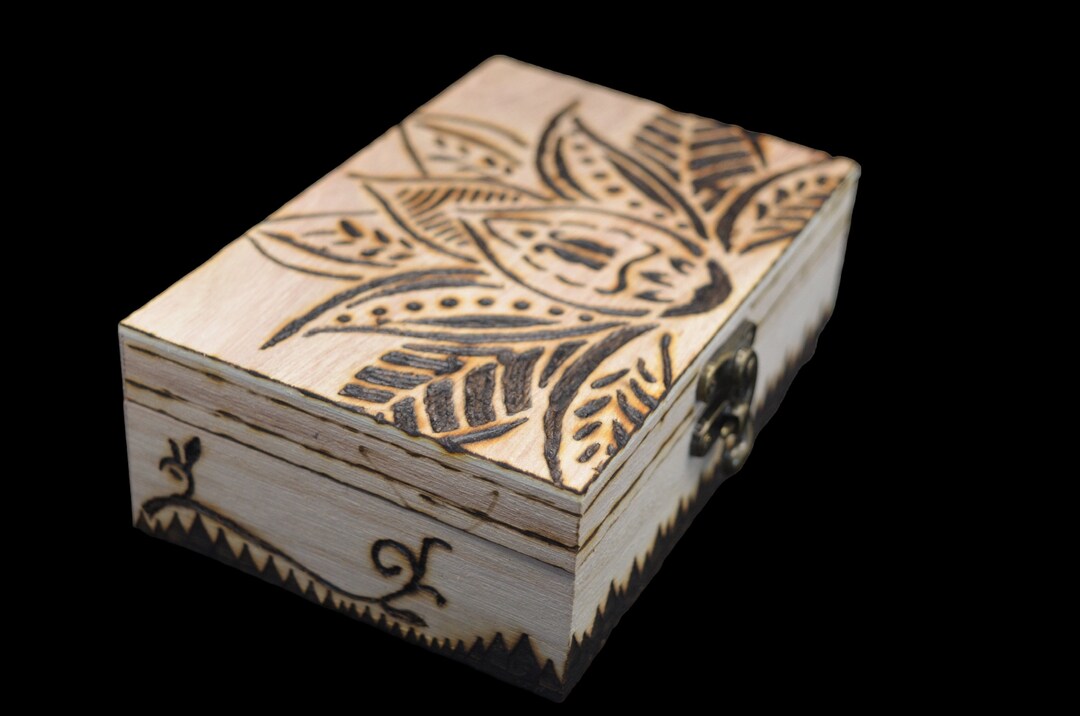 Mini Keepsake Box With Mandala Design - Etsy