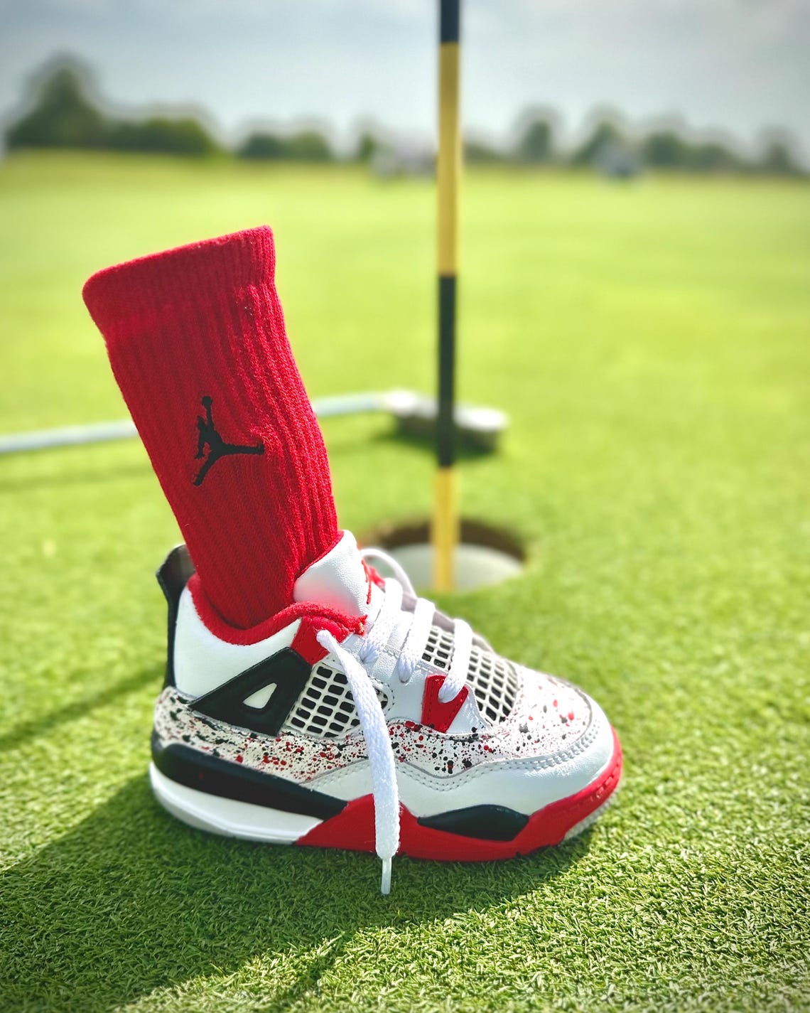 Custom Fire Red Retro Jordan 4 Drip Putter Cover | Red and White Golf ...
