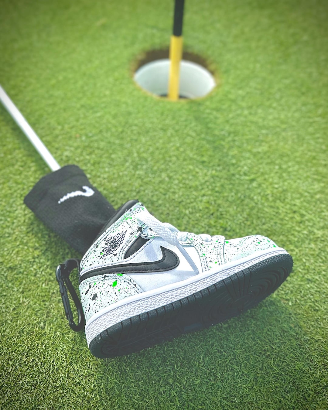Custom Jordan Drip Putter Cover White, Lime, and Black Golf Accessories ...