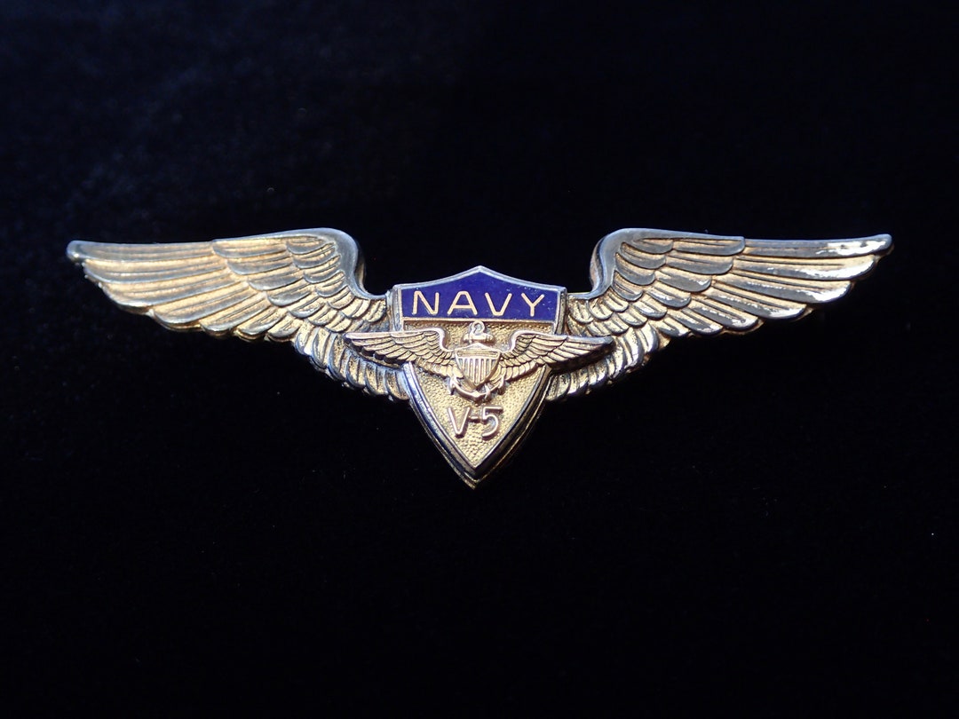 Rare WWII Era Navy V-5 Aviation Unit Training Program Pin. Gold Plated ...