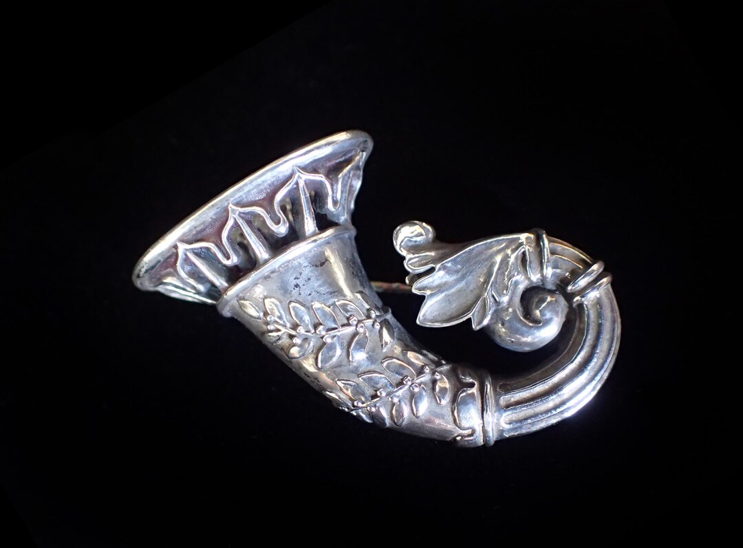 Vintage Sterling Silver Cornucopia/horn of Plenty Brooch, Pin. Museum ...