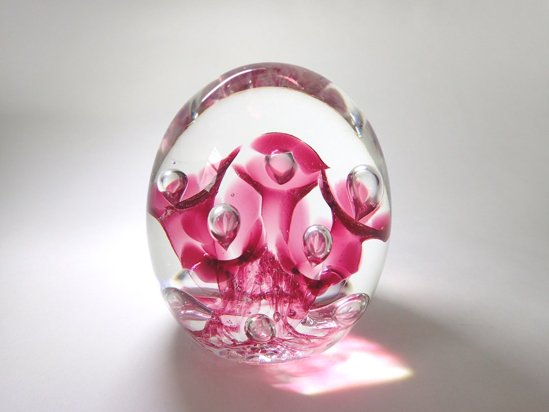 Joe Rice Art Glass Paperweight. Red Flowers and Bubbles. - Etsy