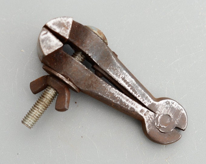 Vintage 1952 Newey England Small Old Hand Clamp Vise Vice Engineers ...