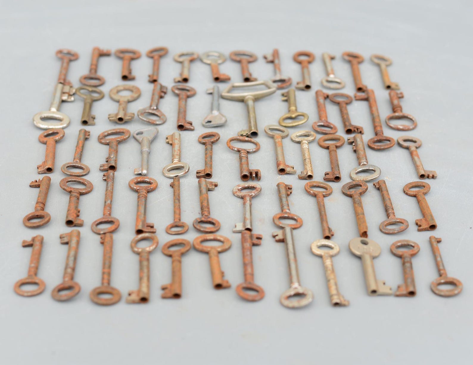 Vintage 60 Bundle Keys Door Cupboard Cabinet Draw Chest Salvage Key - Etsy