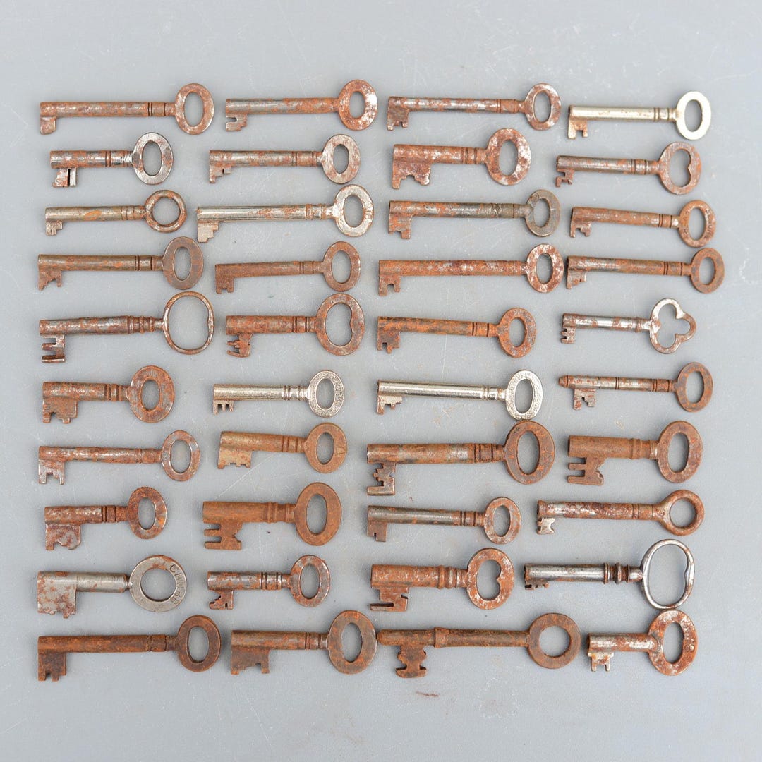 Vintage 40 Bundle Keys Door Cupboard Cabinet Draw Chest Salvage Key - Etsy