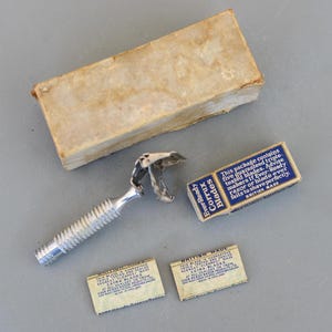 Vintage Ever Ready Travel Safety Razor Set Made in England - Etsy