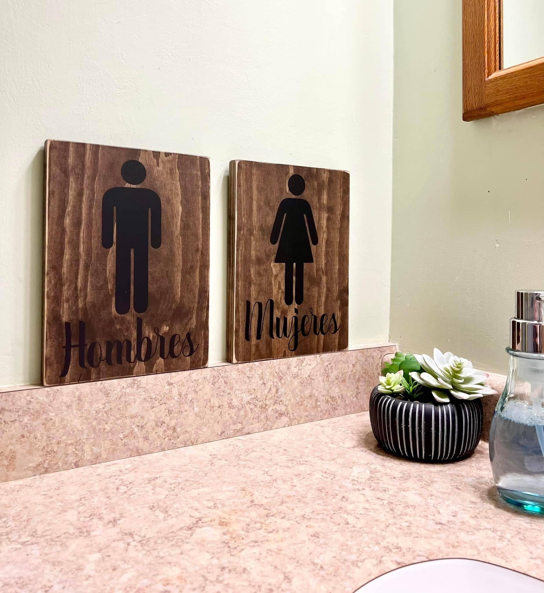 Hombres Oh Mujeres Cuadro Para Baño Men & Women Bathroom Wood Signs ...