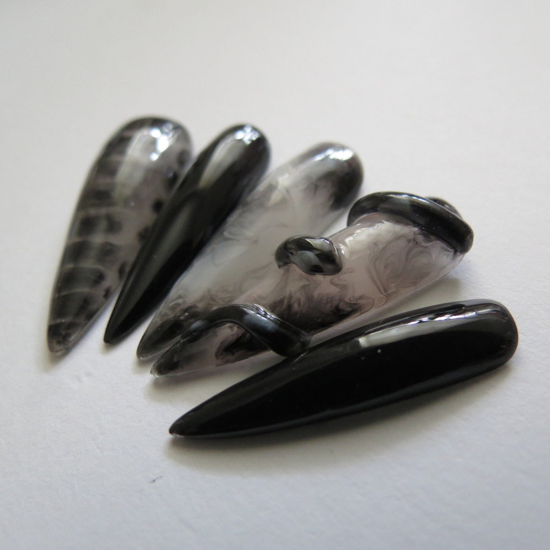 Gothic Snake Nails | Gothic Nail | 3D Nail Design | Black and Red ...