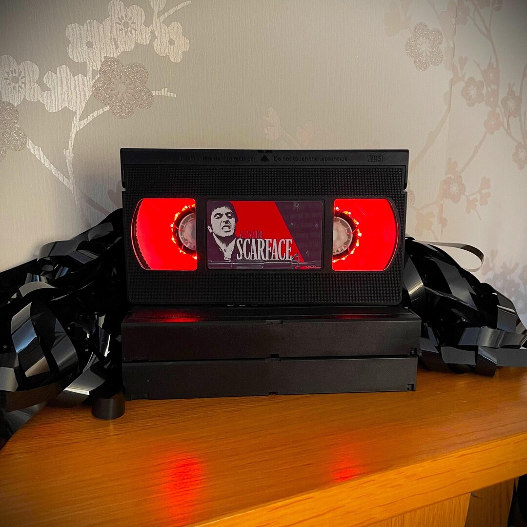Retro VHS Lamp, Scarface, Al Pacino, Horror Movie, Lamp, Games, Night ...