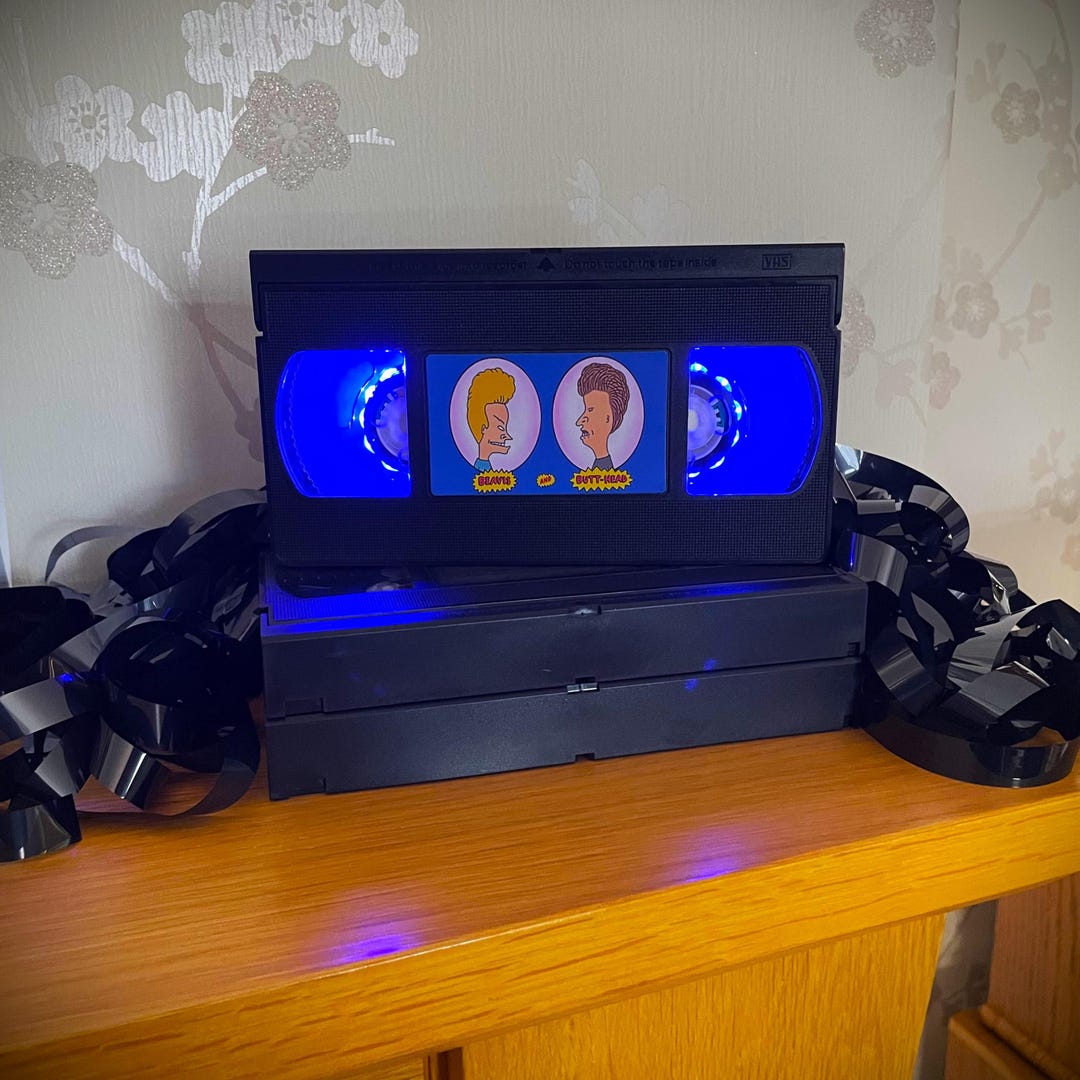 Beavis and Butthead Figures, Retro VHS Lamp, Cartoon, TV, Lamp, Games ...