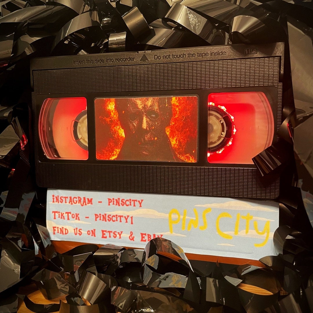 Retro VHS Lamp, Halloween, Michael Myers, Horror Movie, Nintendo ...