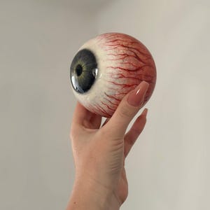 Custom Eyeball Sculpture - Etsy