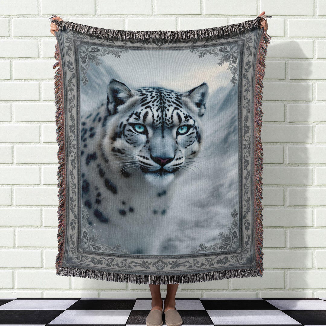 Snow Leopard Blanket, Cozy Animal Print Blanket, Blue Eyes Leopard ...