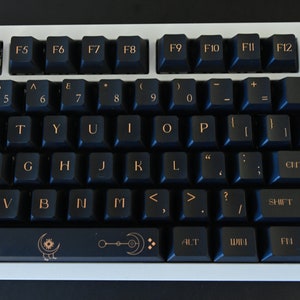 Starry Dark Night Sky Astronomy Theme Keycap Set: Cherry Profile, MX ...