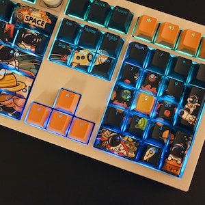 Backlit Comic Cartoon Astronaut Keycap Set for Mechanical Keyboard ...