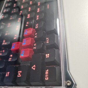 Acrylic Case Dust Cover for Mechanical Keyboards: 60-108 Keycaps - Etsy