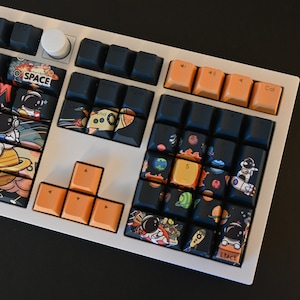 Backlit Comic Cartoon Astronaut Keycap Set for Mechanical Keyboard ...