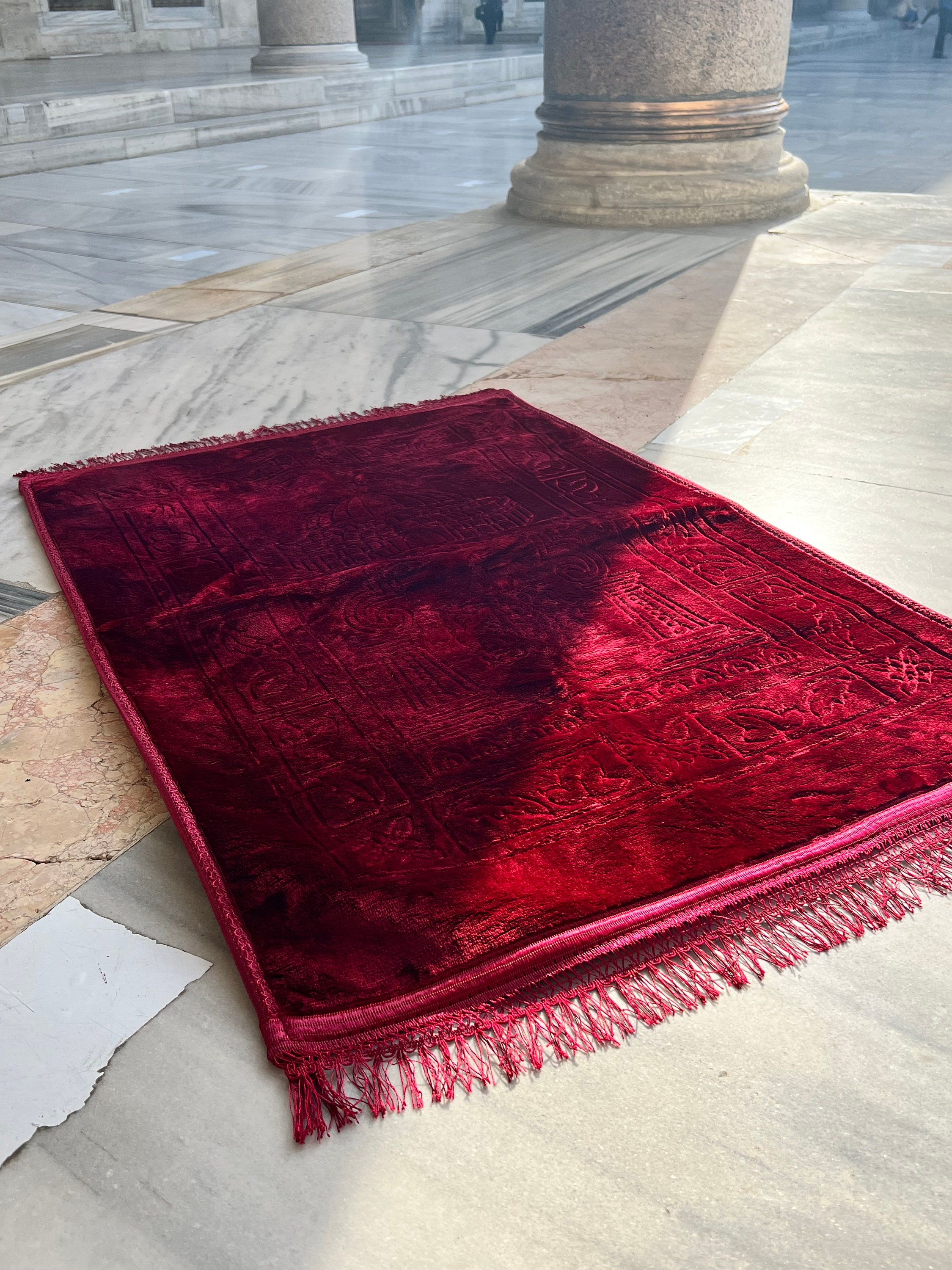 Red Prayer Matthick Plush Prayer Rug Quran Tasbeeh - Etsy