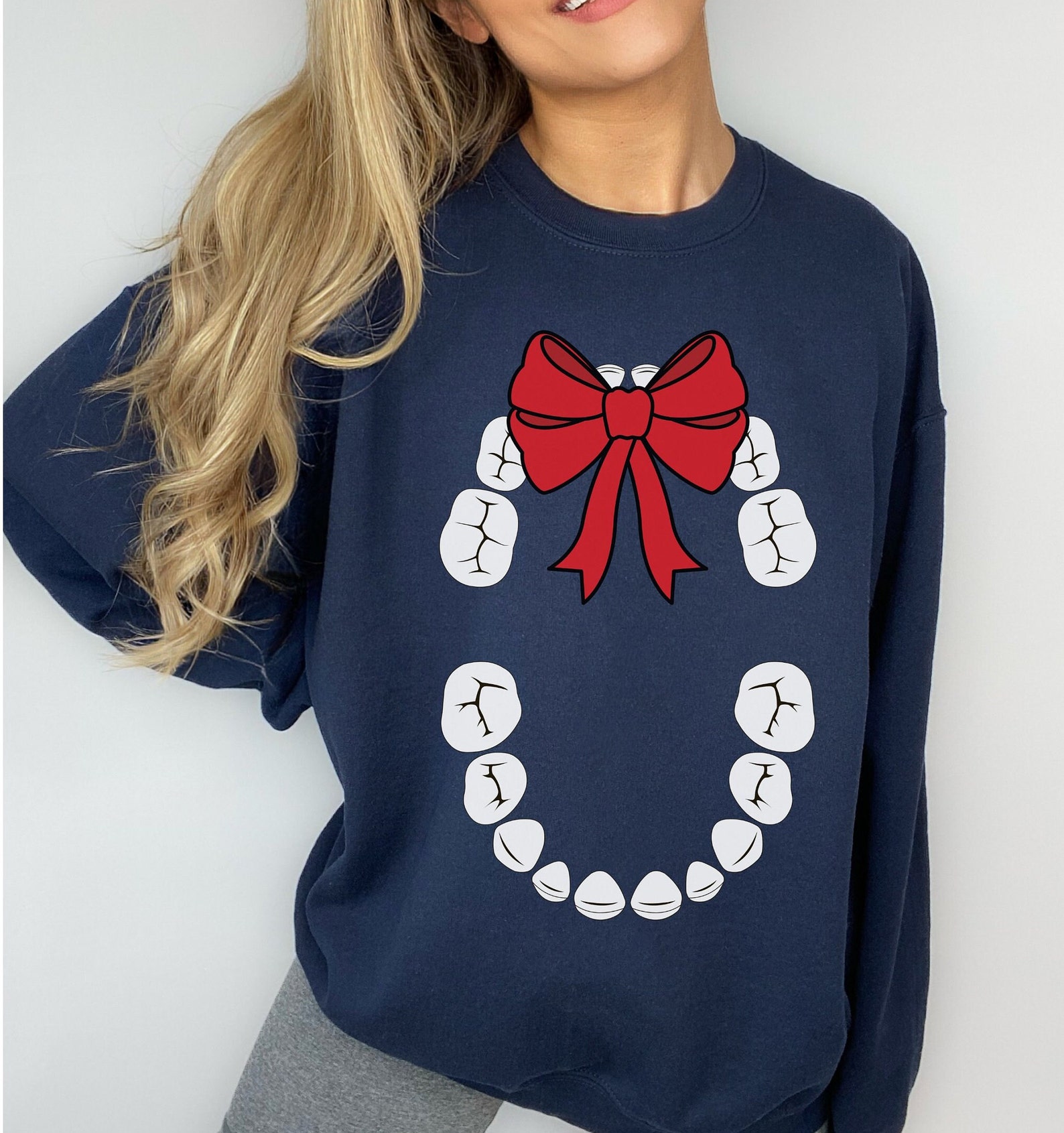 Tooth Sweatshirt Oral Surgeon Wreath Sweatshirt Prosthodontist Gift ...