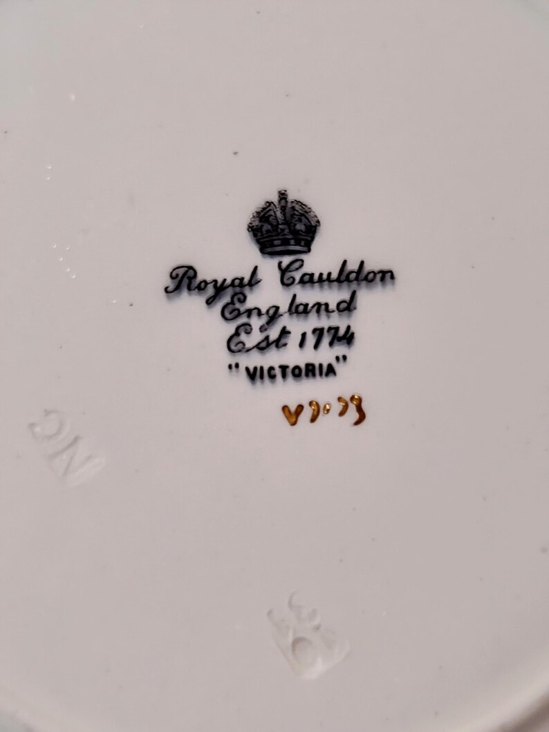 Vintage Cauldon (1930s England) Extra Large, Shallow Bowl - Etsy
