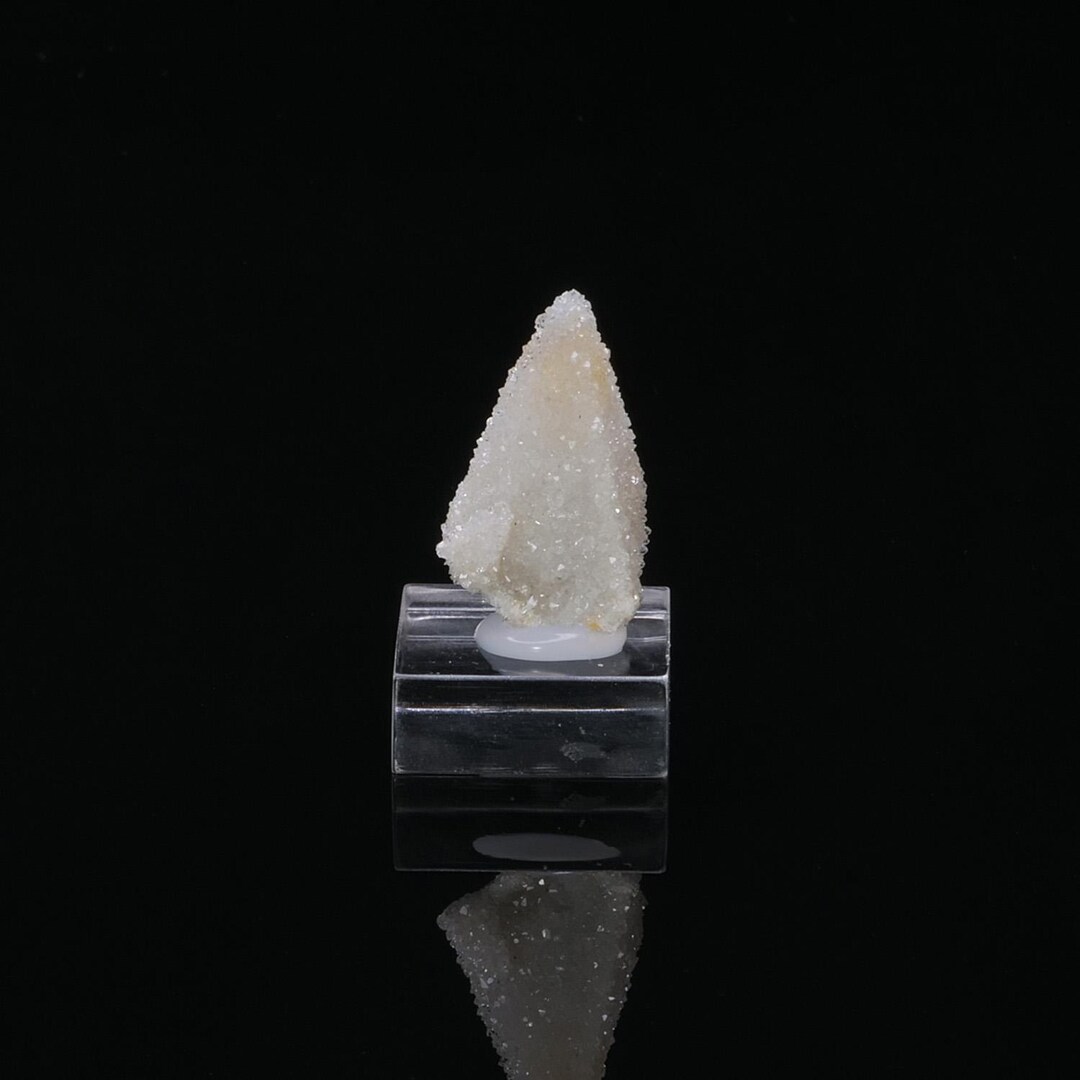 Perimorphosed Quartz After Calcite From the Julienne Vein in Ardèche ...