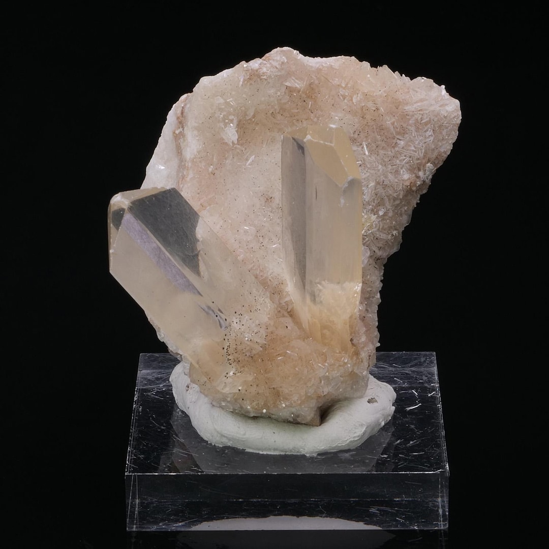 Alabaster Gypsum From Spain, 125 Grams. Collectible Minerals. - Etsy