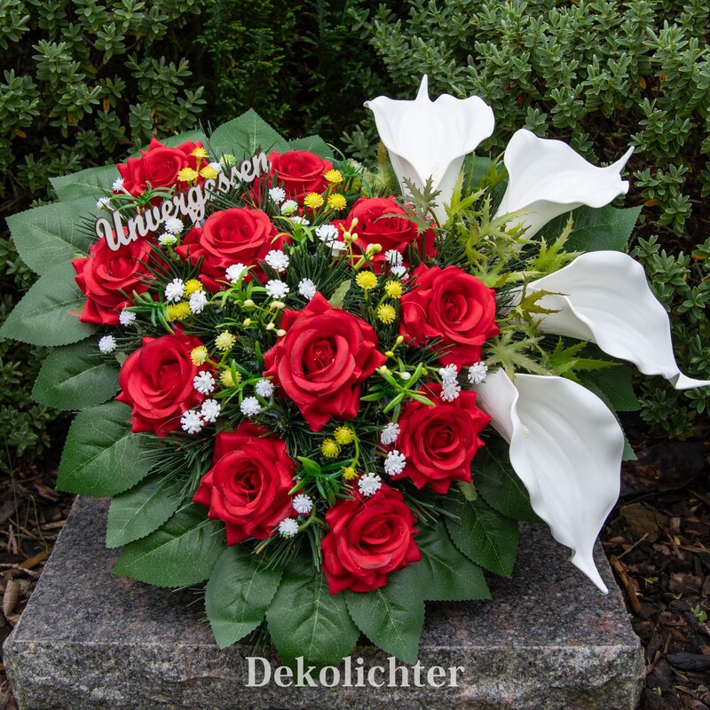 Grabschmuck Blumen Wetterfest