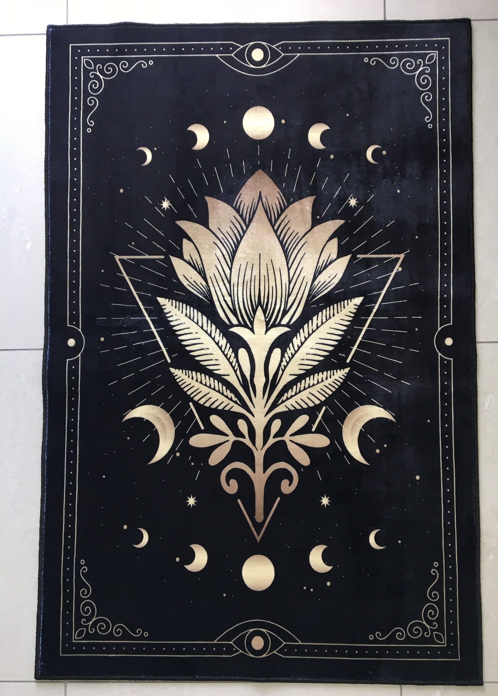 Golden Crow Mystical Bird Tarot Rug Tarot Card Rug Tarot - Etsy