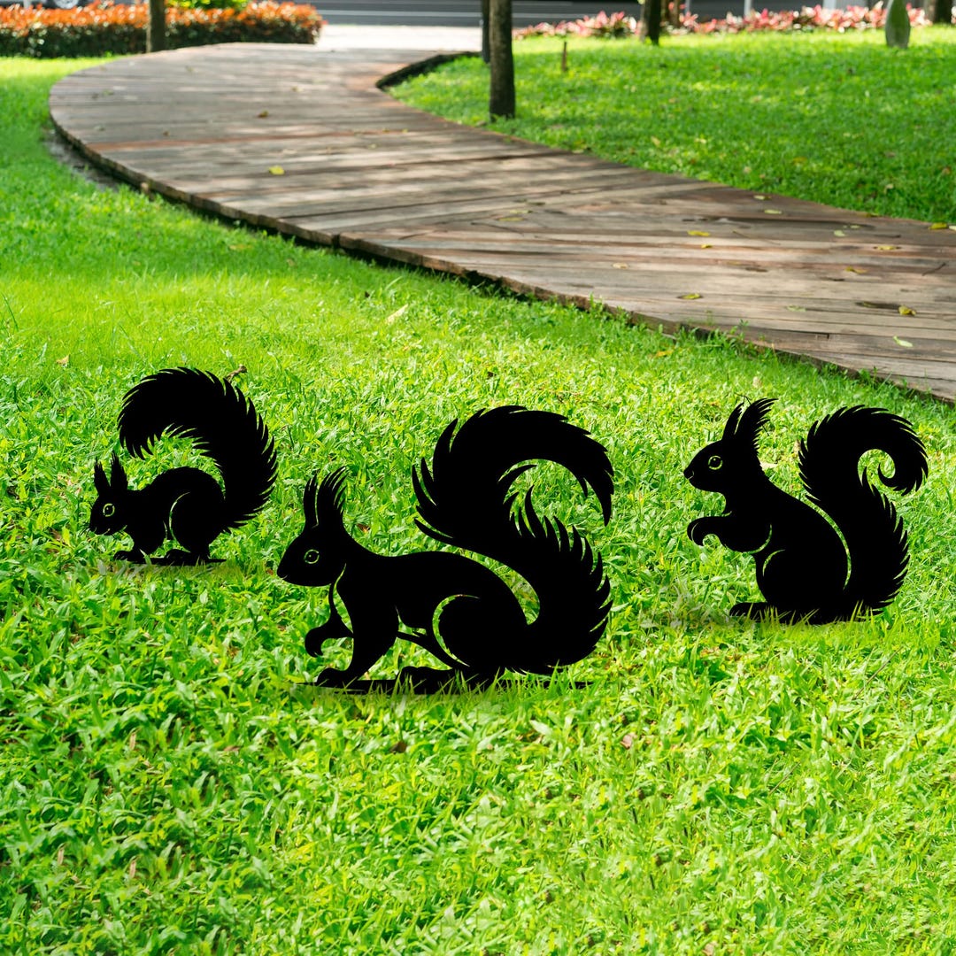 Metal Squirrel Family Garden Stake, Farmhouse Decor - Etsy