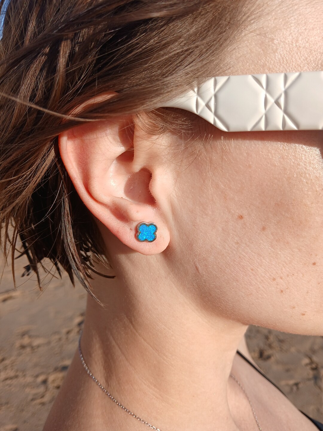 Stud Silver Earrings Four Leaf Clover Shape With Blue Opal, Silberohrringe in Kleeblattform ...