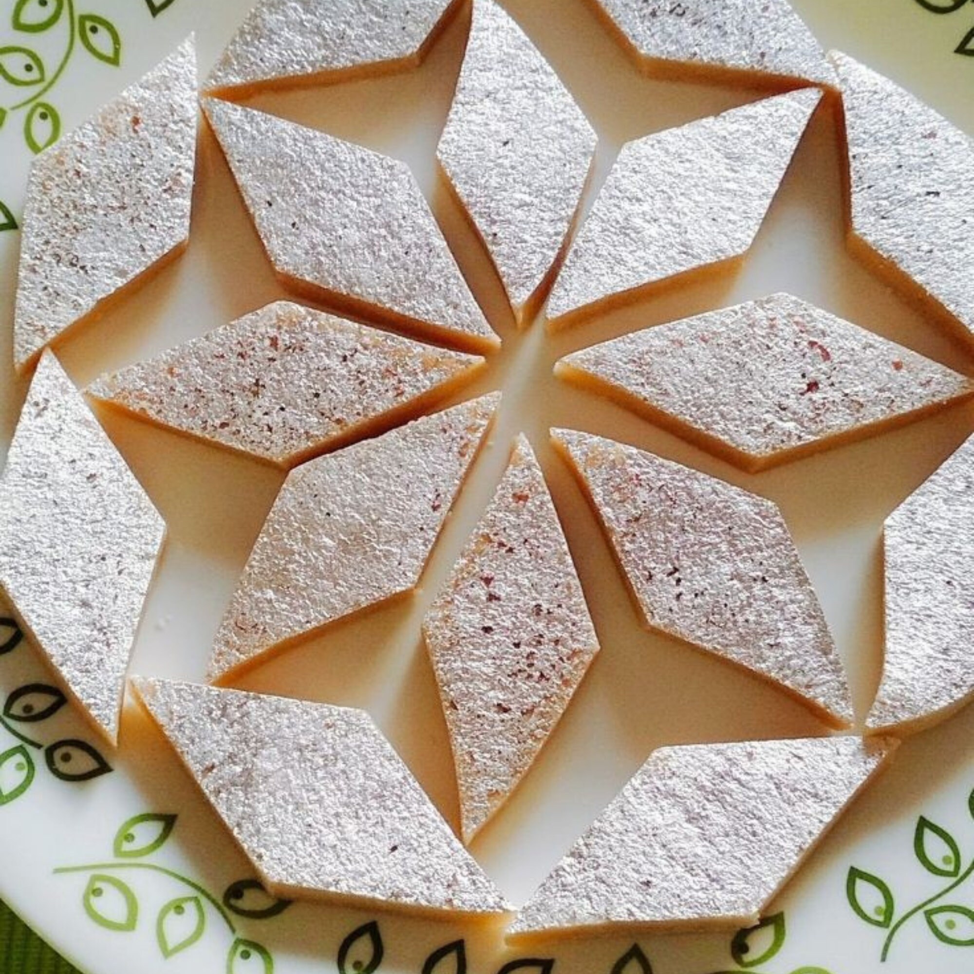 Premium Cashew Mix Sweets Kaju Katli/barfi Sweet for Weddings, Home ...