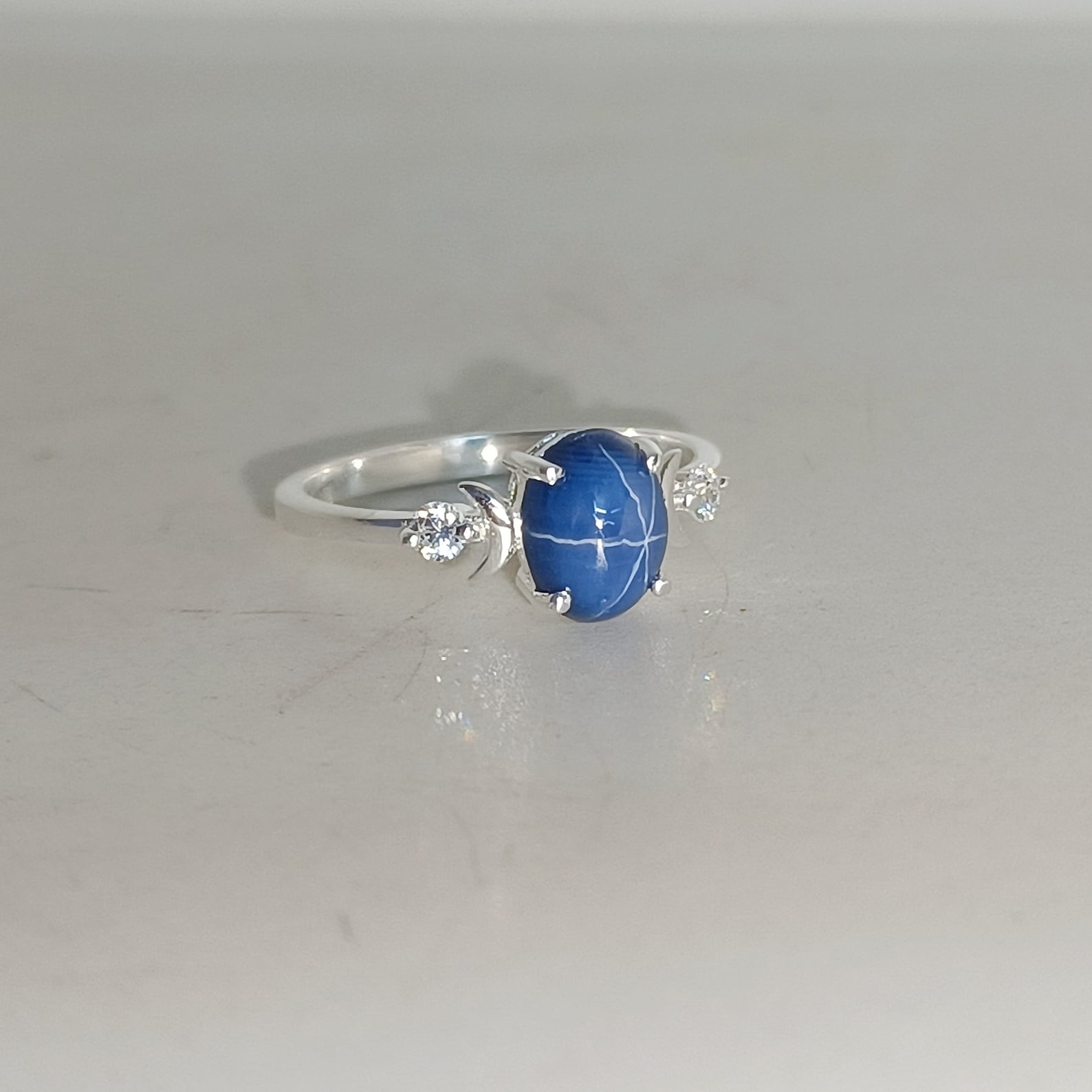 Moon Blue Star Sapphire Ring, Star Gemstone, Lindy Star Ring, 925 ...