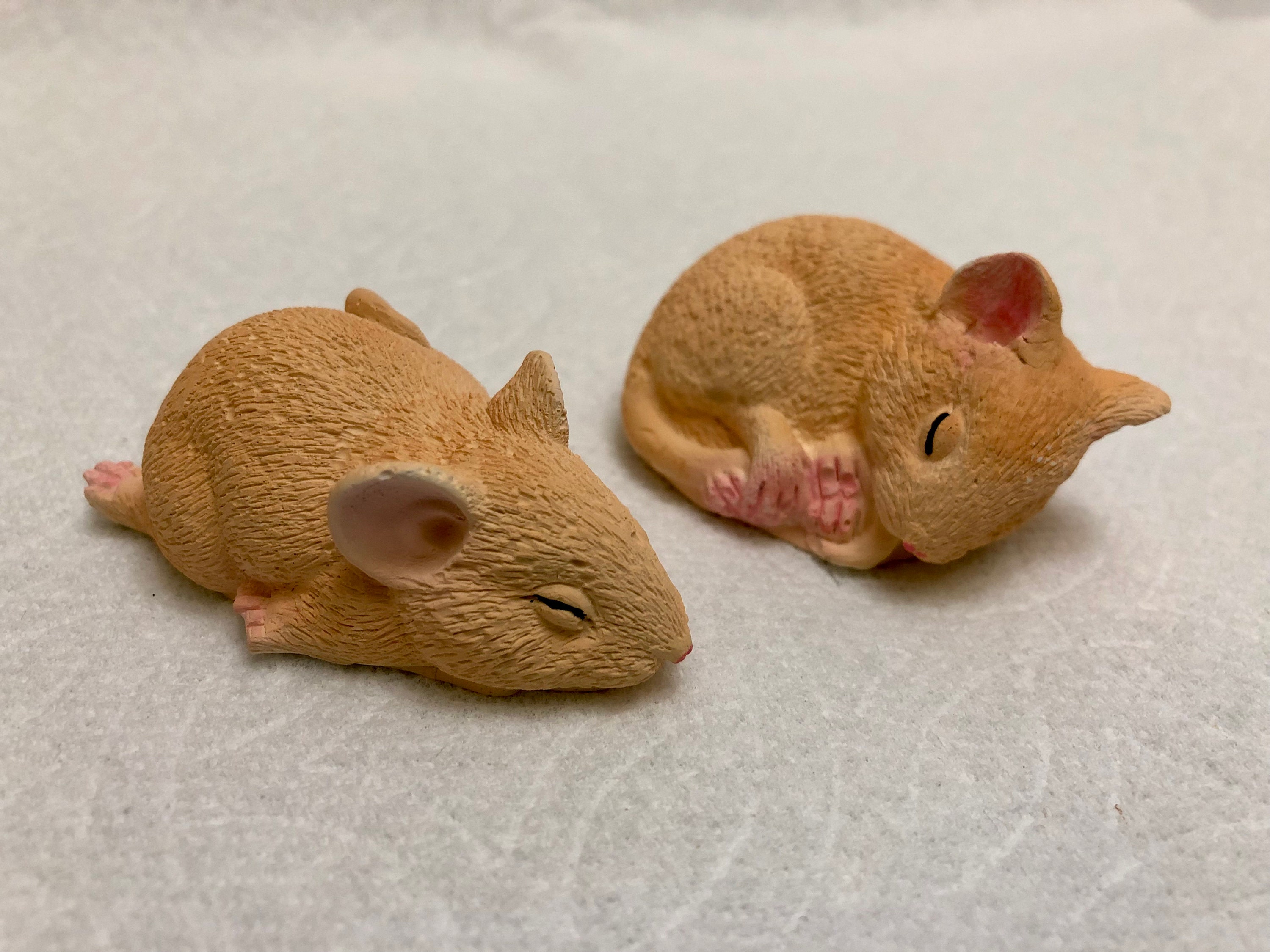 Pair of Sleeping Mice Figurines - Etsy