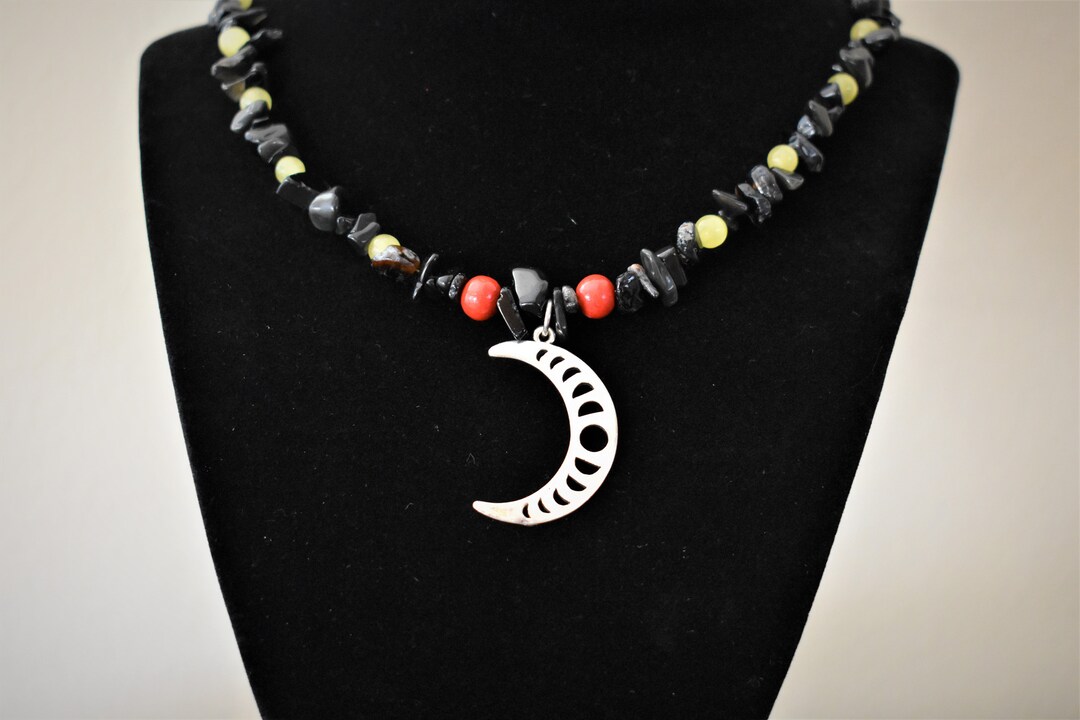 Umbreon Inspired Pokemon Crystal Beaded Necklace - Etsy