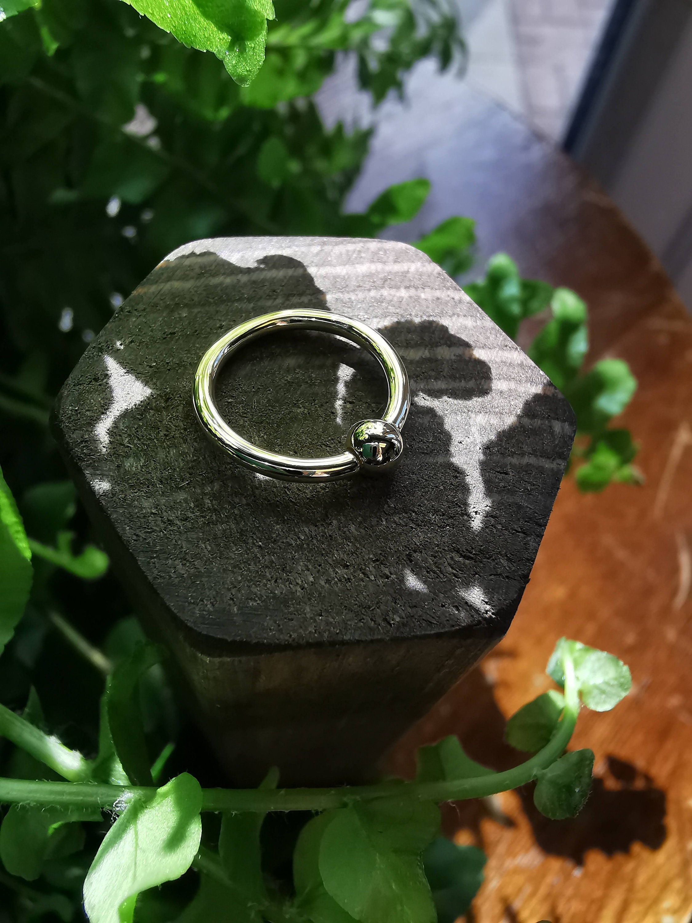 16g/1.2mm Solid 14k White Gold Fixed Bead Ring by Junipurr - Etsy