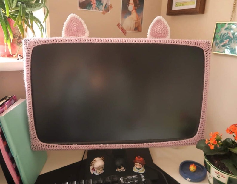 Cute Screen Monitor Hugger - Crochet Pattern Desk Accessories Cute ...