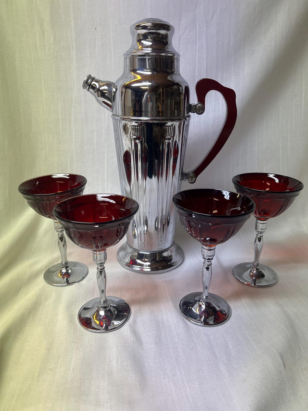 Vintage Art Deco Chrome Cocktail Shaker Set With Ruby Red Glass Coupes ...