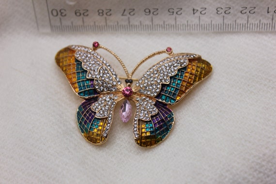 Bejeweled butterfly brooch, lapel pin - pendant - Gem