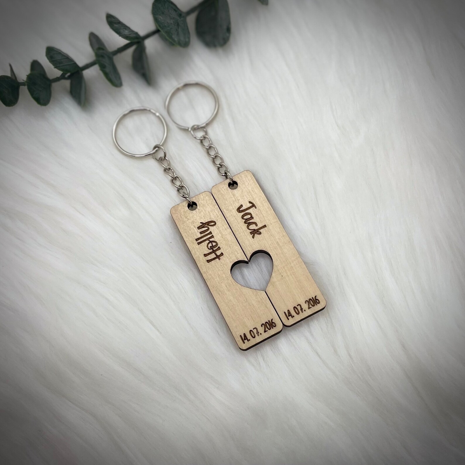 Pair of Personalised Wooden Anniversary Date Keyring Couples Gift Set ...