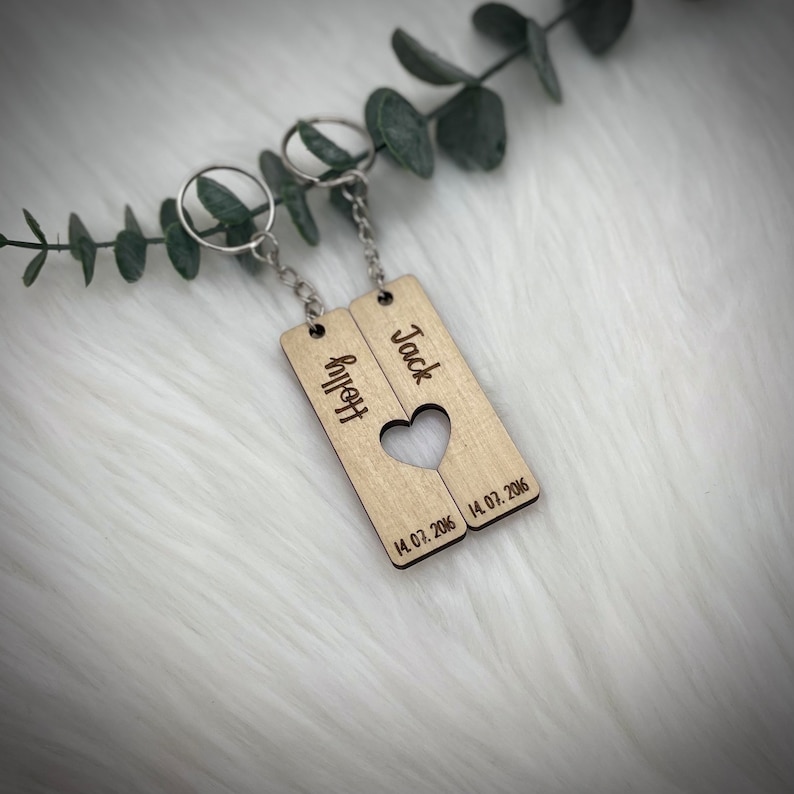 Pair of Personalised Wooden Anniversary Date Keyring Couples Gift Set ...