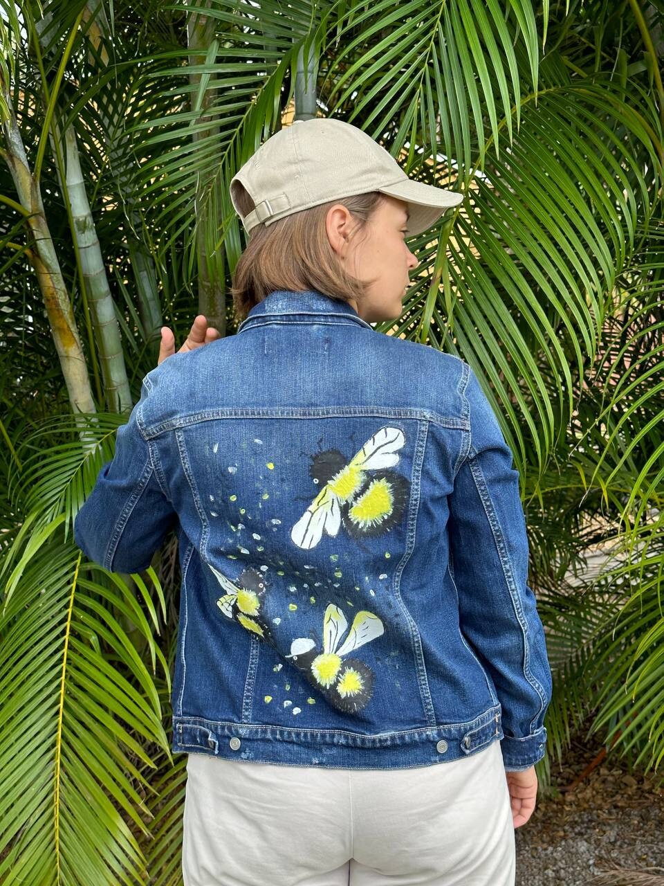 Hand-painted Denim Jacket - "bees" - Etsy