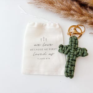 Macrame Cross Keychain - Etsy