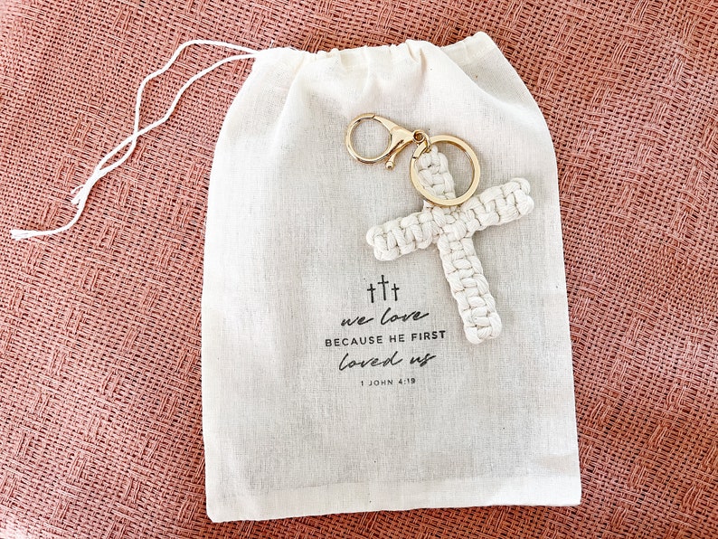 Macrame Cross Keychain - Etsy