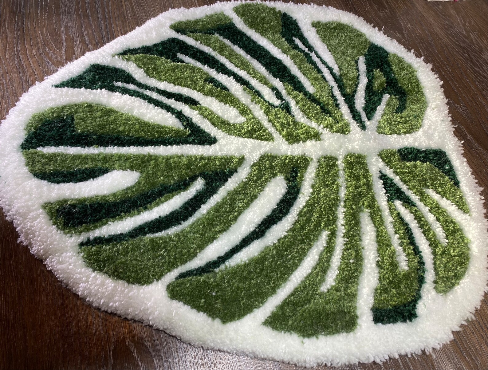 Monstera Tufted Leaf Rug - Etsy