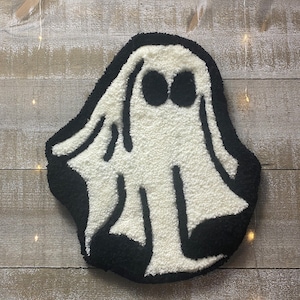 Cute Tufted Ghost Rug and Wall Hanging - Etsy