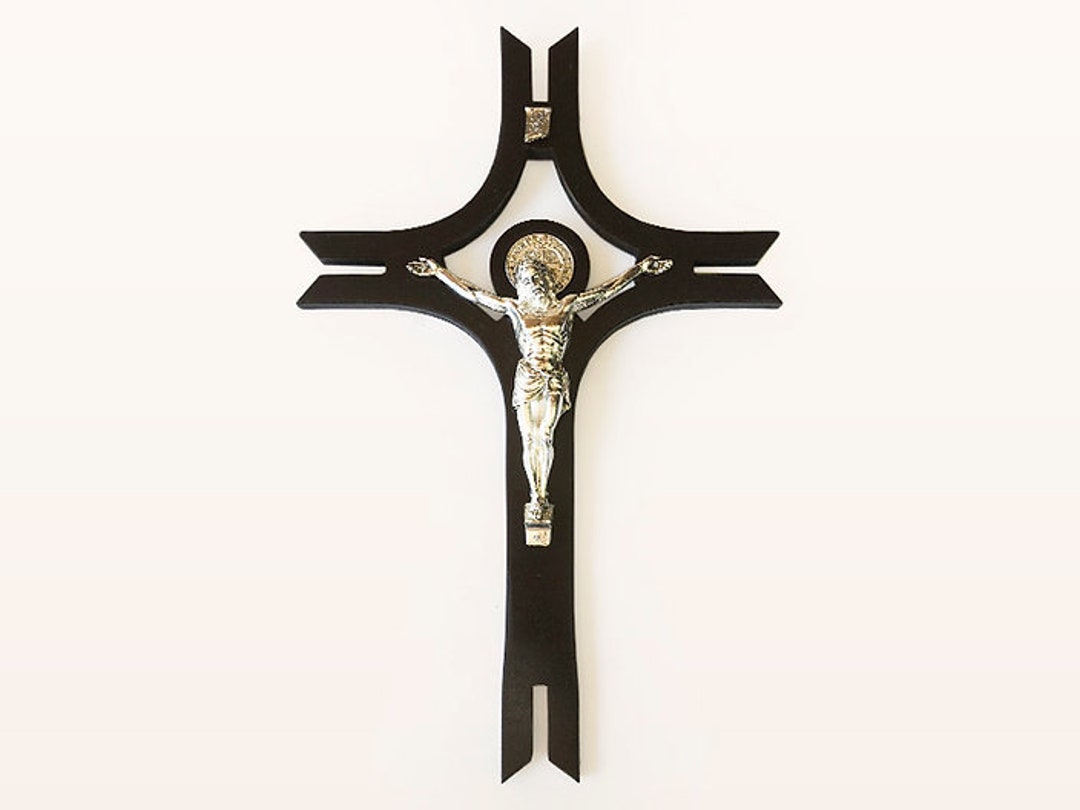 Catholic Cross in Wood With Metal / Catholic Crucifix With Saint ...